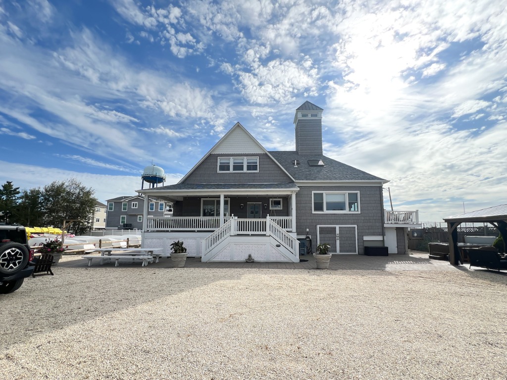 BONDS LBI Historic Bayfront Home Stunning Views | Holgate Rental