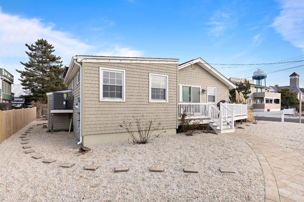 Holgate Haven. Amazing Bay Views, close to beach &. Pet Friendly ...
